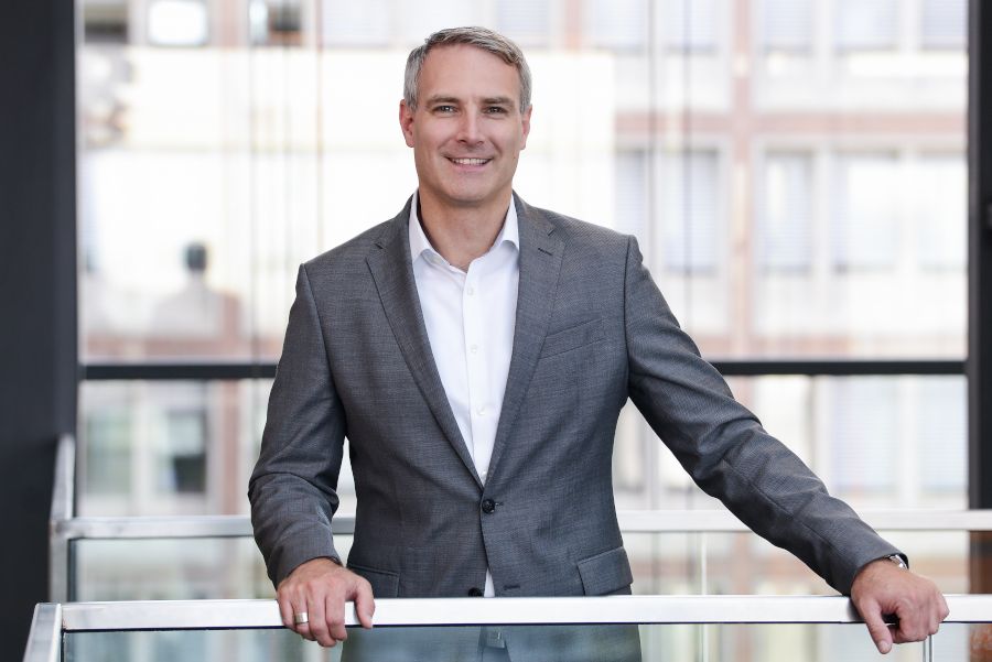 R+V: Grischa Brower-Rabinowitsch wird neuer Kommunikationschef