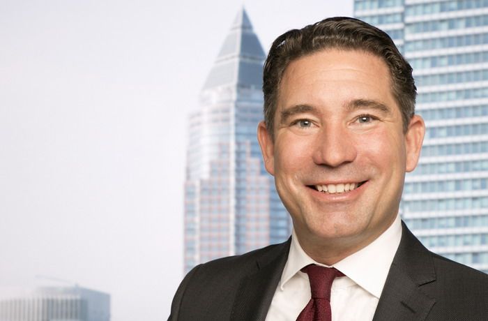 Universal-Investment gewinnt Marcus Kuntz